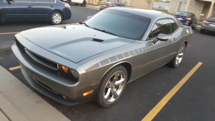 What Is a Rebuilt Car Title, & What Are the Benefits & Drawbacks for ...