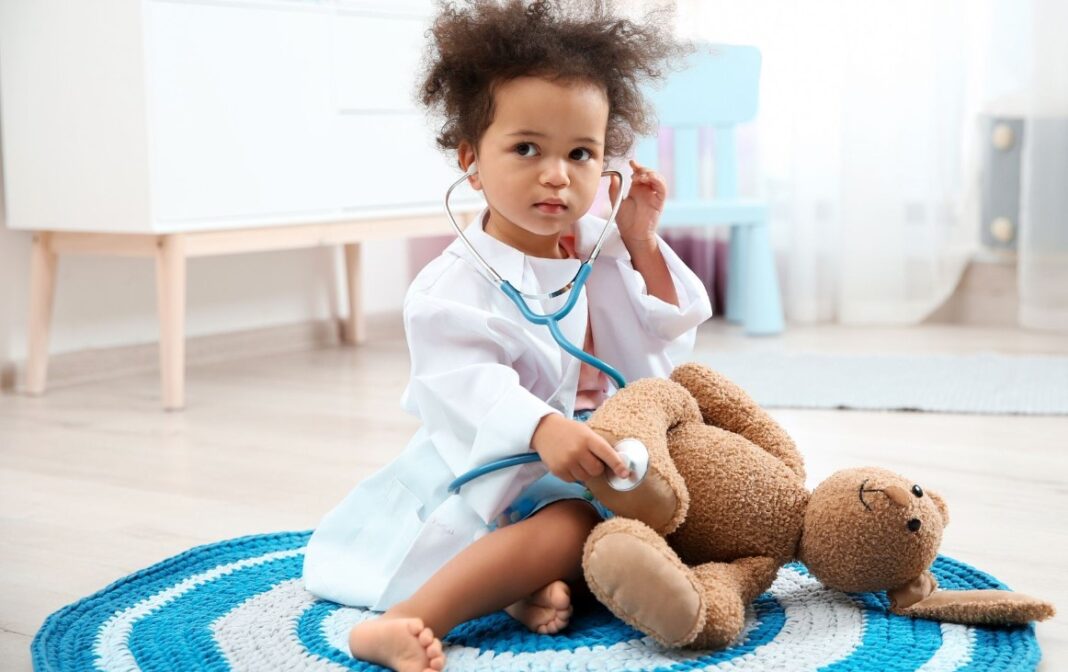 When Is the Right Time for Your Child to Start Playing with Teddy Bears ...